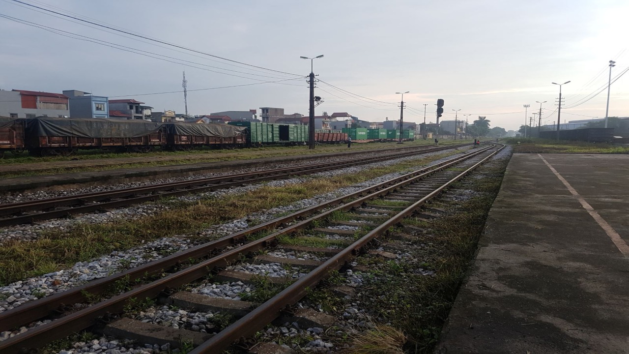 VNR seeks nod to upgrade 41 train stations - The Saigon Times