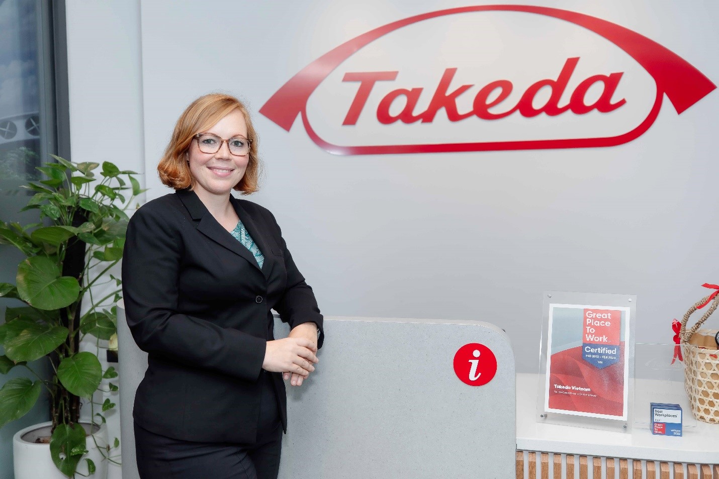 Takeda Vietnam wins award of 2022 Best Workplace in Asia by Great Place ...