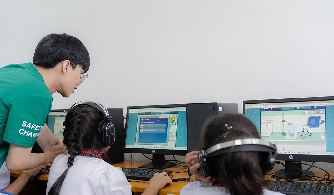 BASF Virtual Lab’s new experiments help local students learn about ...