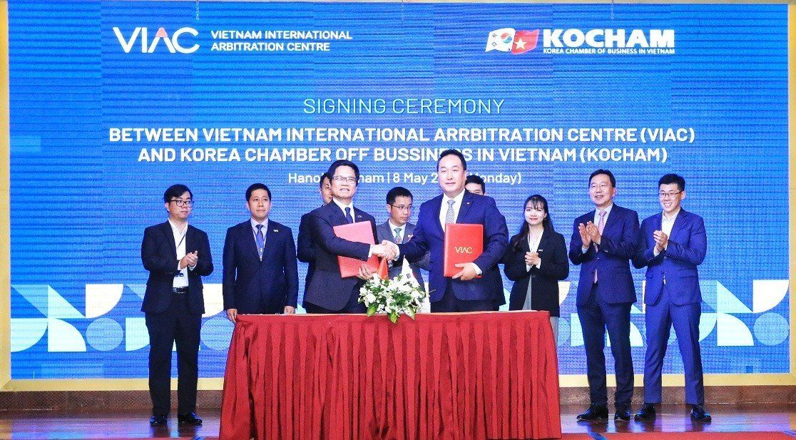VIAC, KoCham team up to mitigate legal risks in business - The Saigon Times