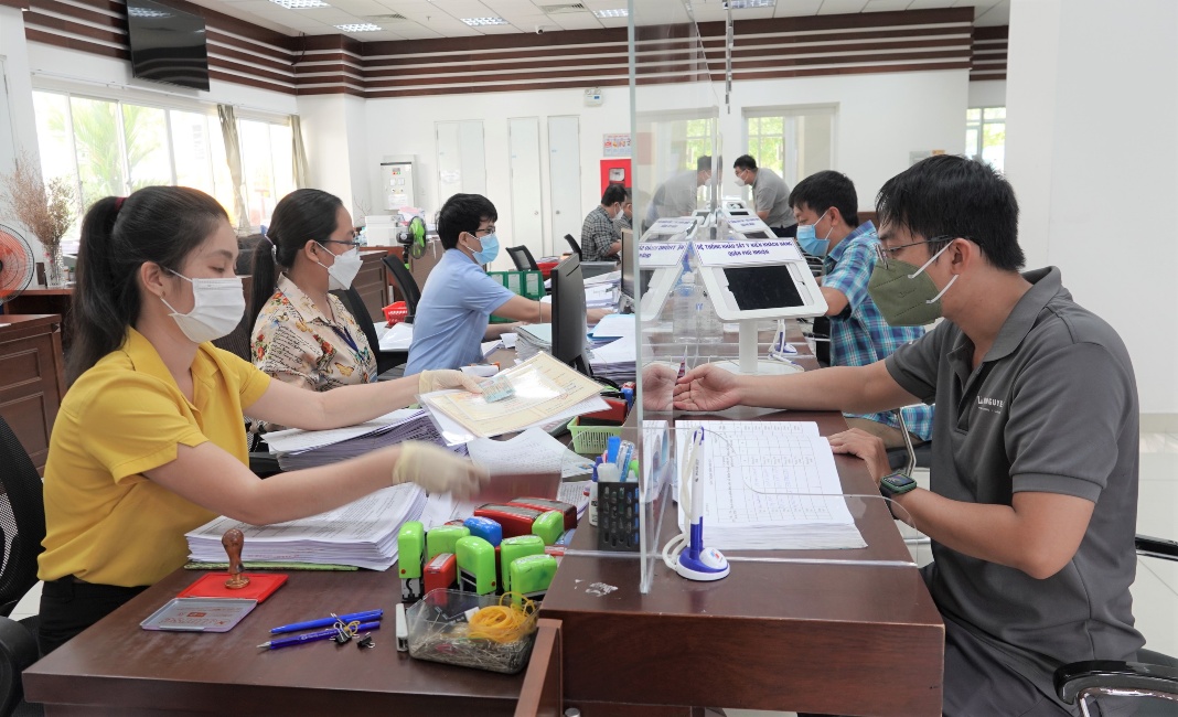 Employment in HCMC down in October - The Saigon Times