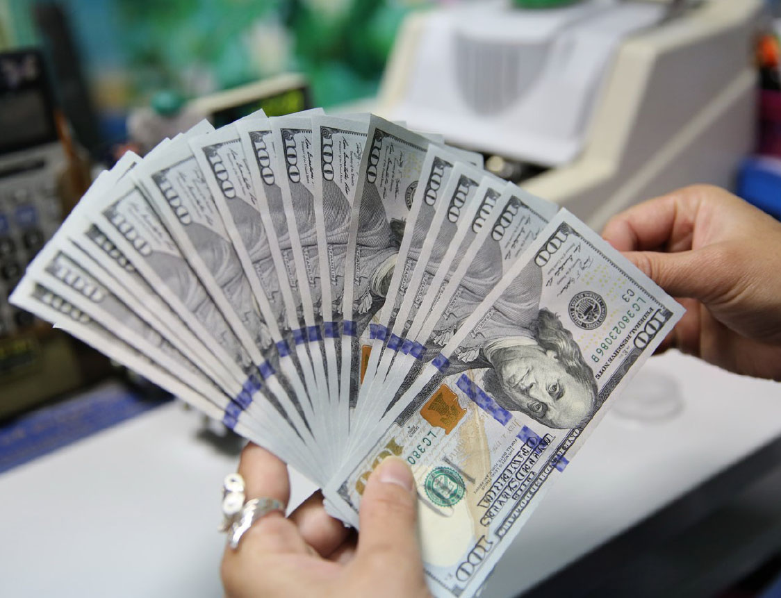 SBV urges tighter supervision of currency exchange agents - The Saigon ...