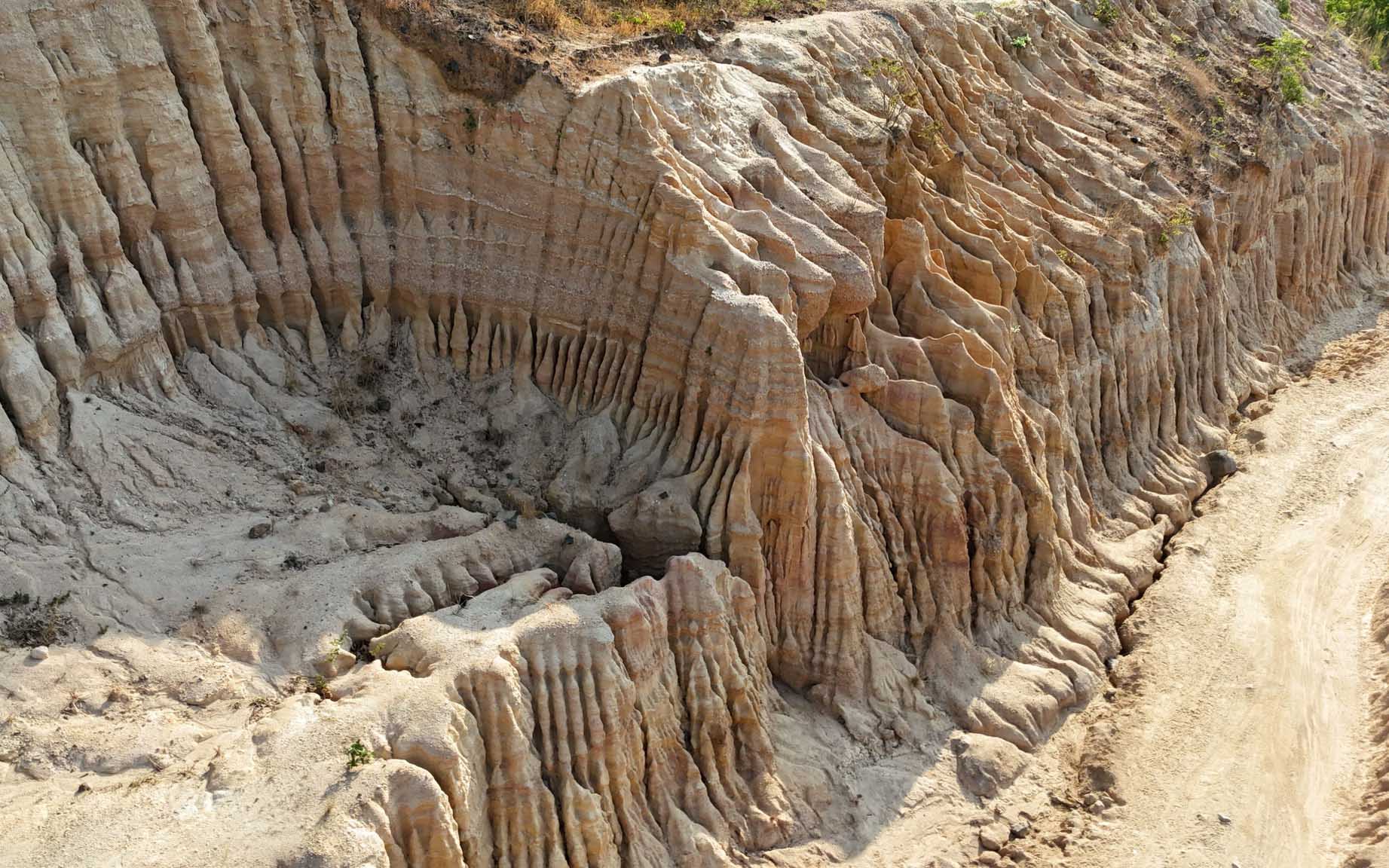 Exploring Van Long Slope in Gia Lai - The Saigon Times