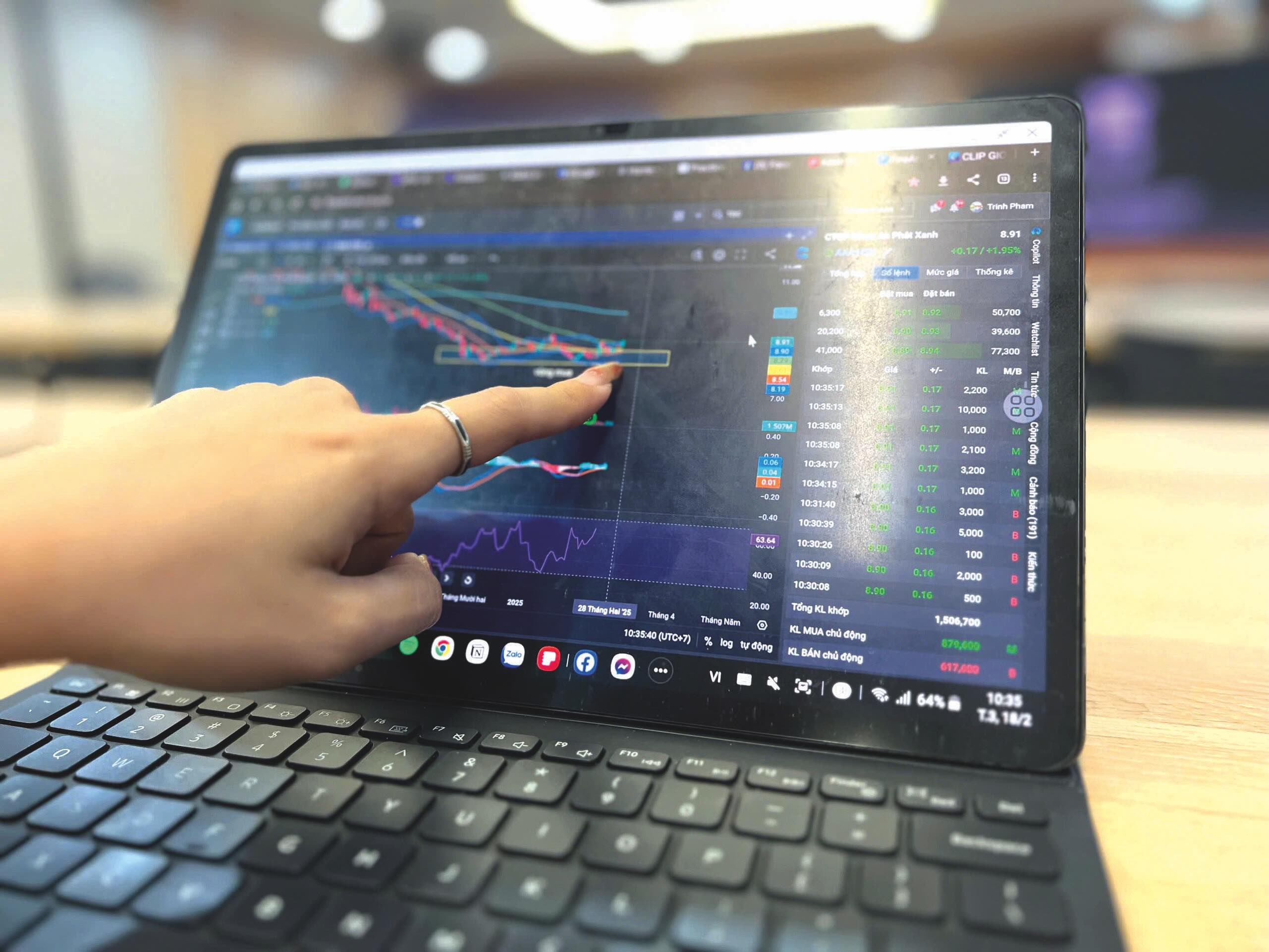 VietinBank wants to offload stakes in Saigon Port - The Saigon Times