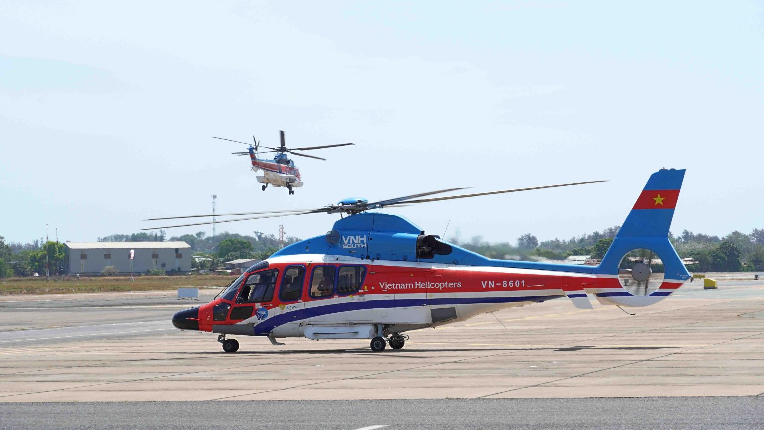 Helicopter tours offer scenic coastal views - The Saigon Times